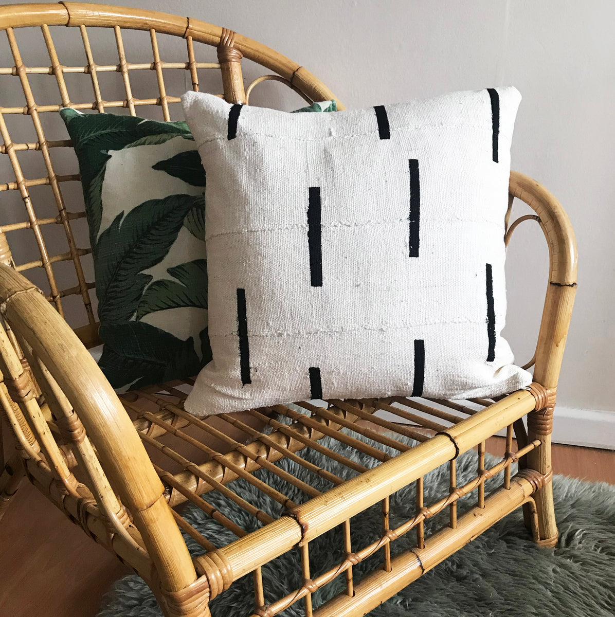 African Mudcloth Cushion | Black Bars – Bonny Boutique